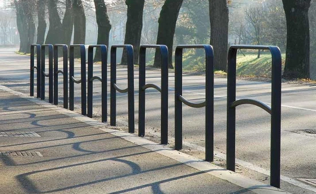 Valla prefabricada ONDA | MU mobiliario urbano